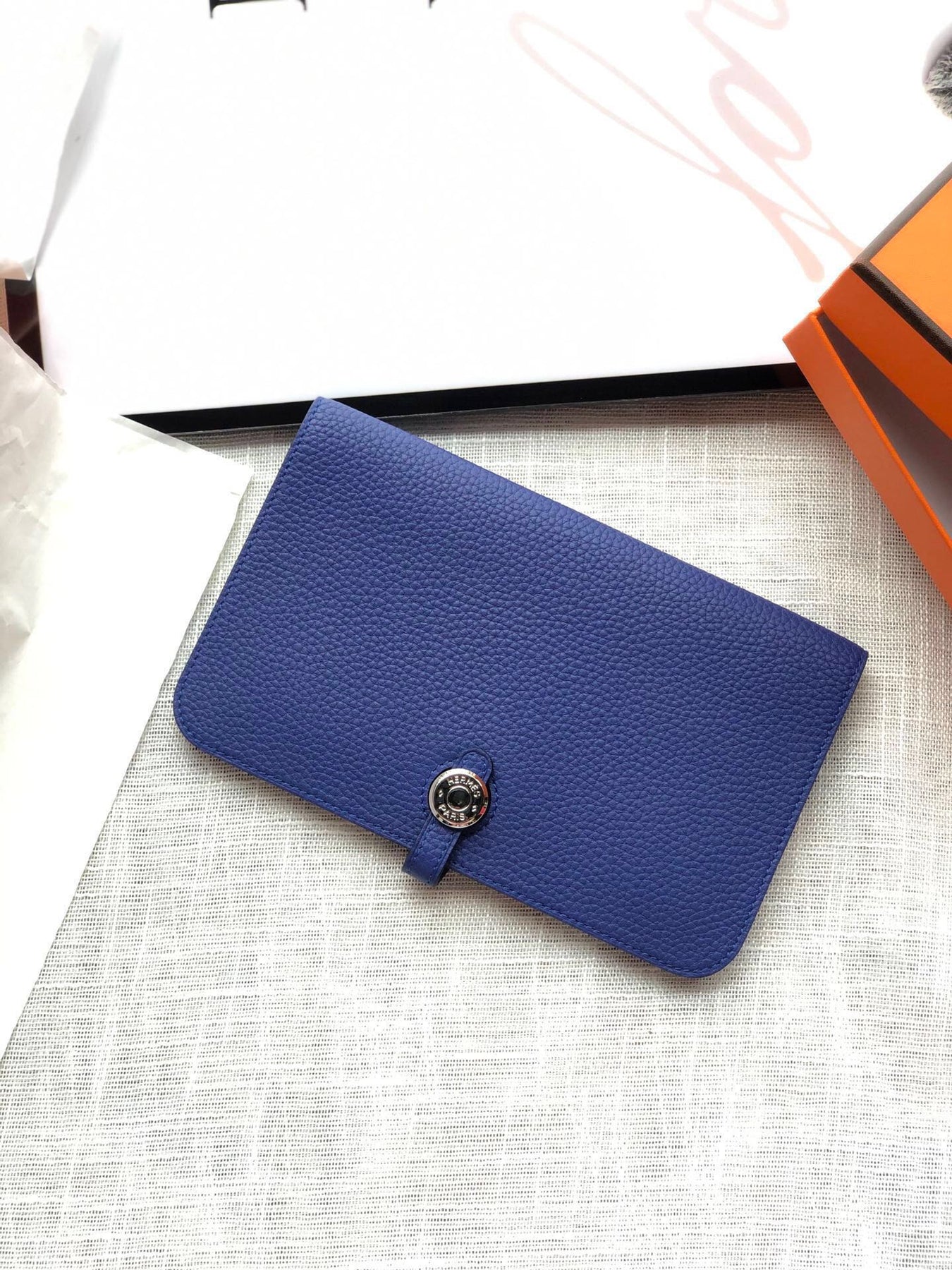 HM DOGON WALLET 20 AZURE CALFSKIN – TP Luxe