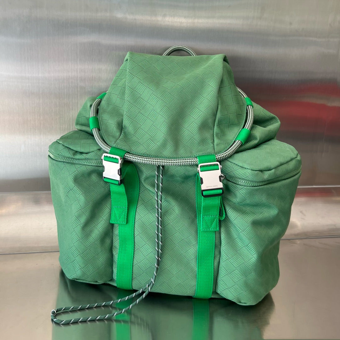 ALTO 42 BACKPACK IN COOL GREEN JACQUARD FABRIC – TP Luxe