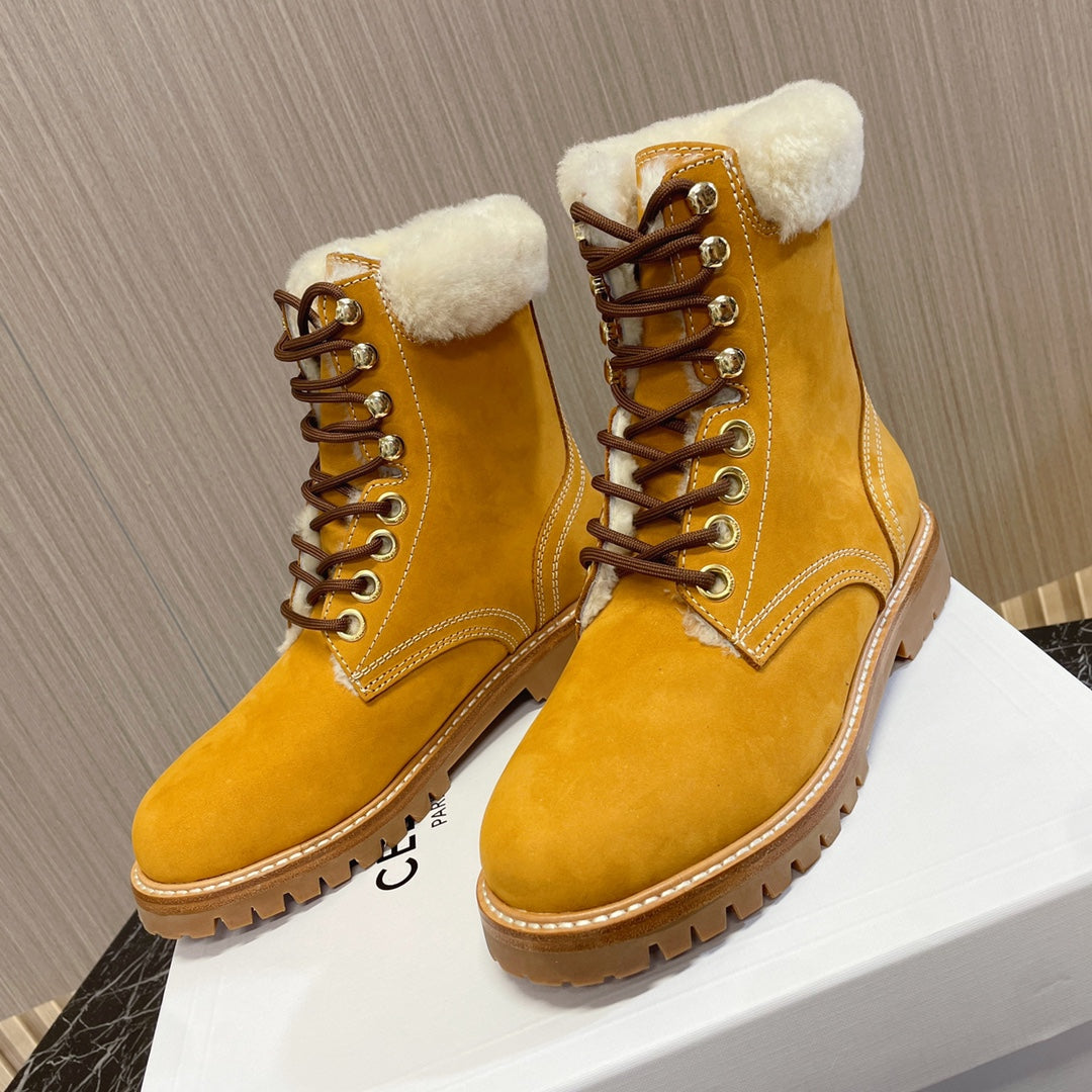 KURT LACE-UP MID BOOT IN PERU BROWN SUEDE AND SHEARLING – TP Luxe